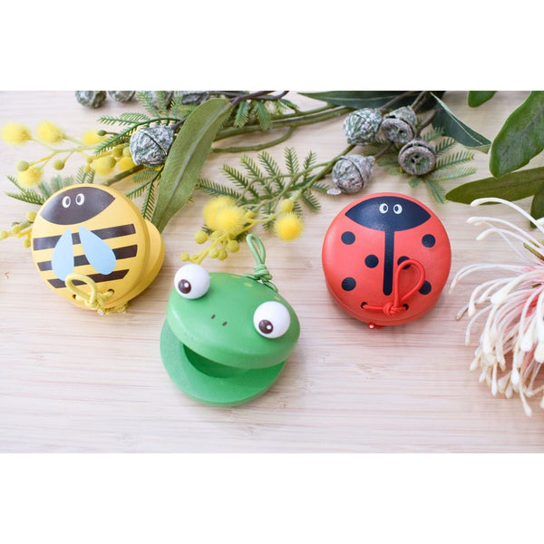 Wooden Spring Insect Castanet – Music Bumblebees